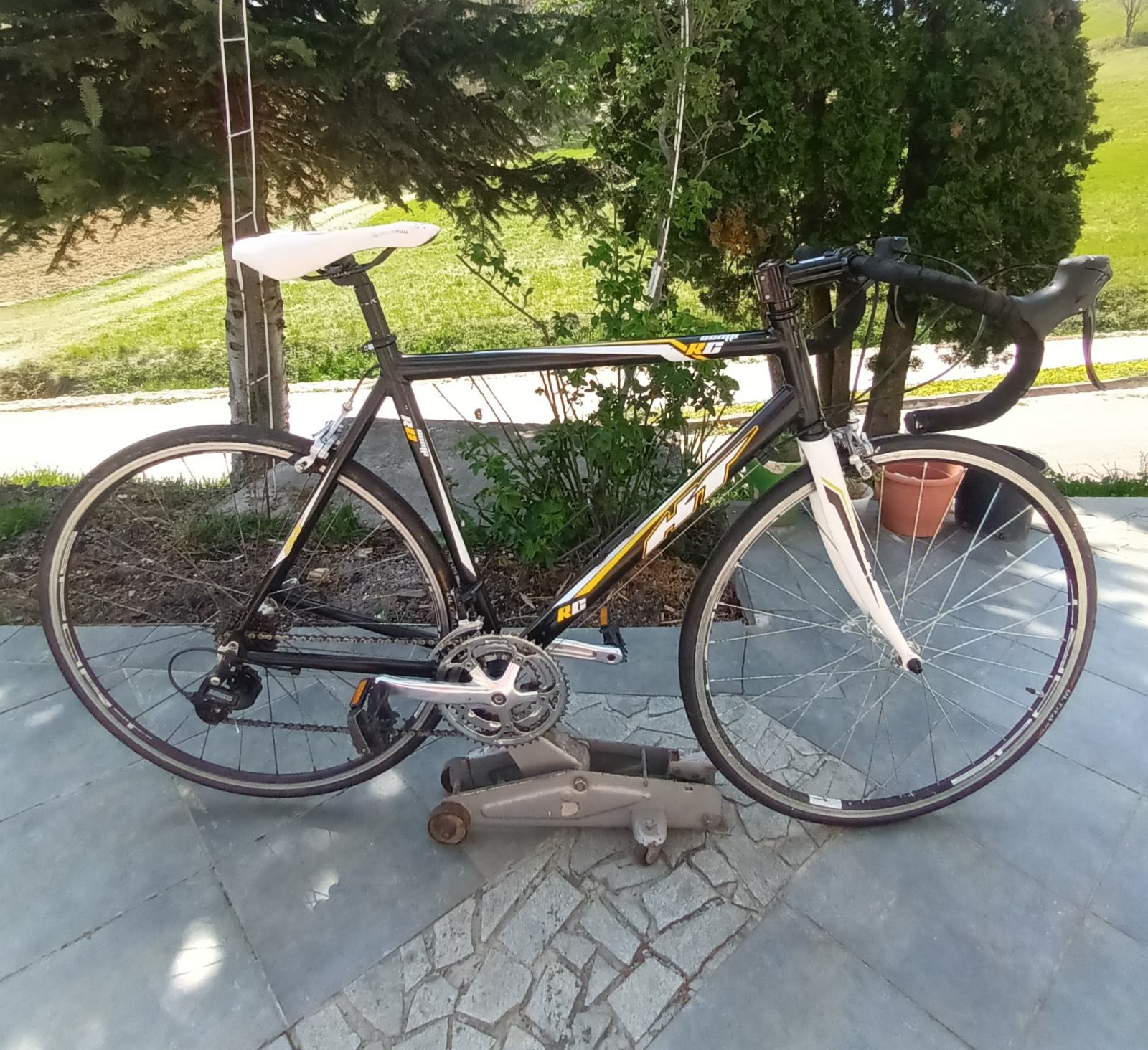 HT comp RC cestno kolo