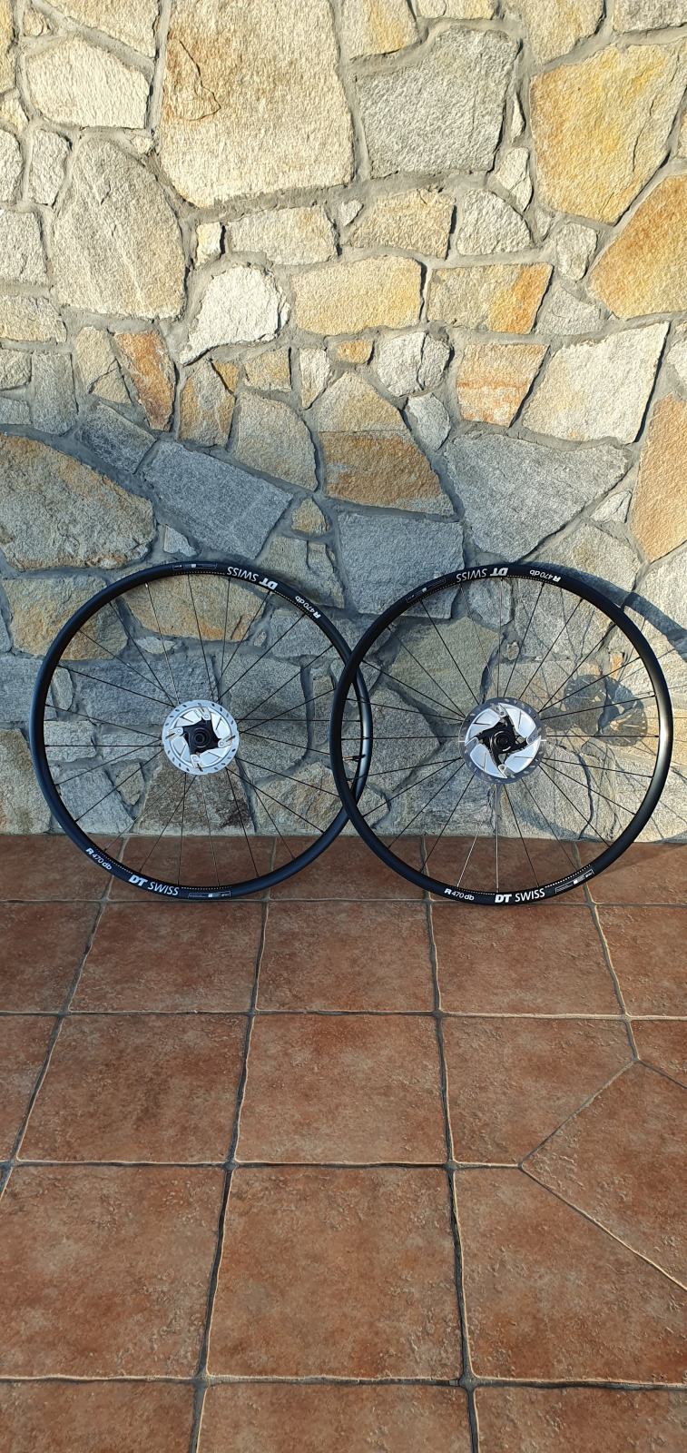 Obroči za cestno kolo