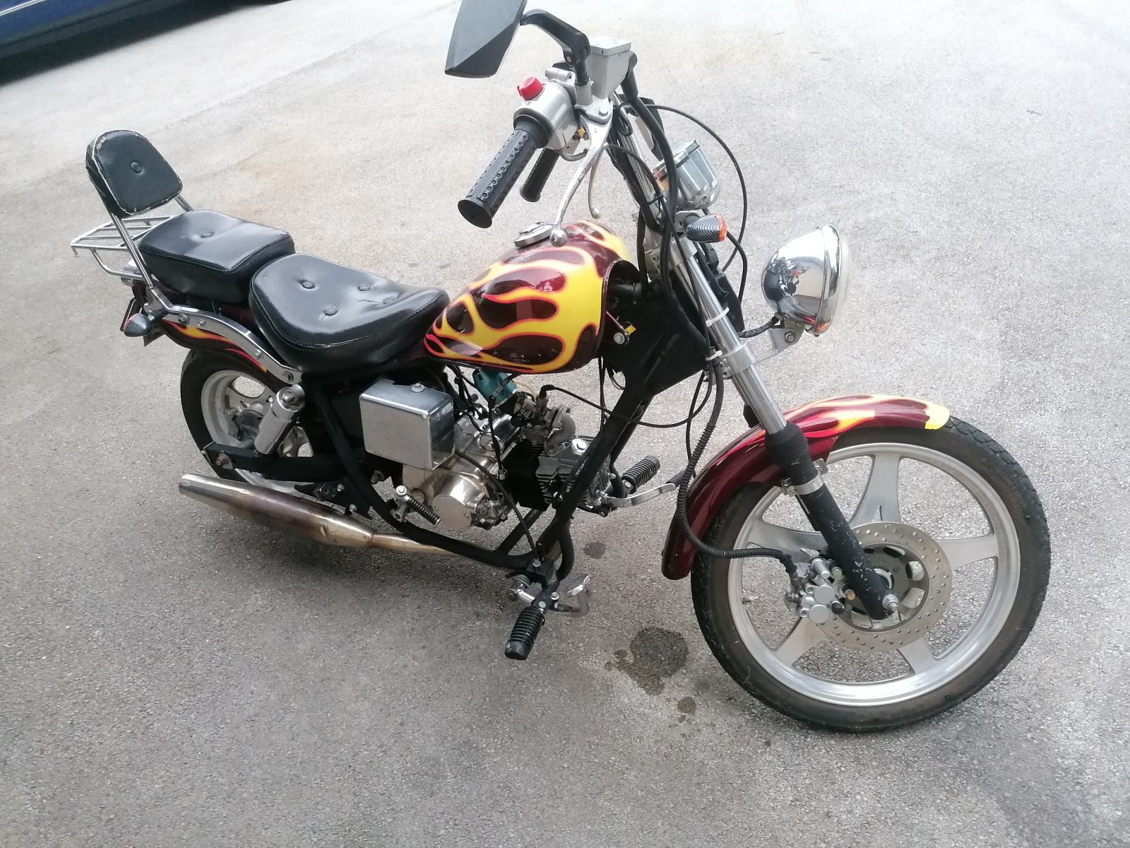 Kawasaki Kinroad XT50Q 50 cm3, 2009 l.