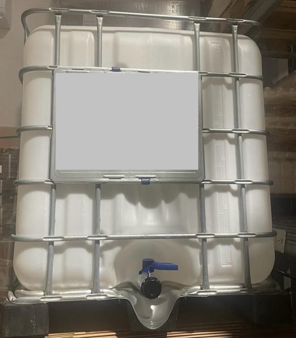 IBC Kontejner / cisterna