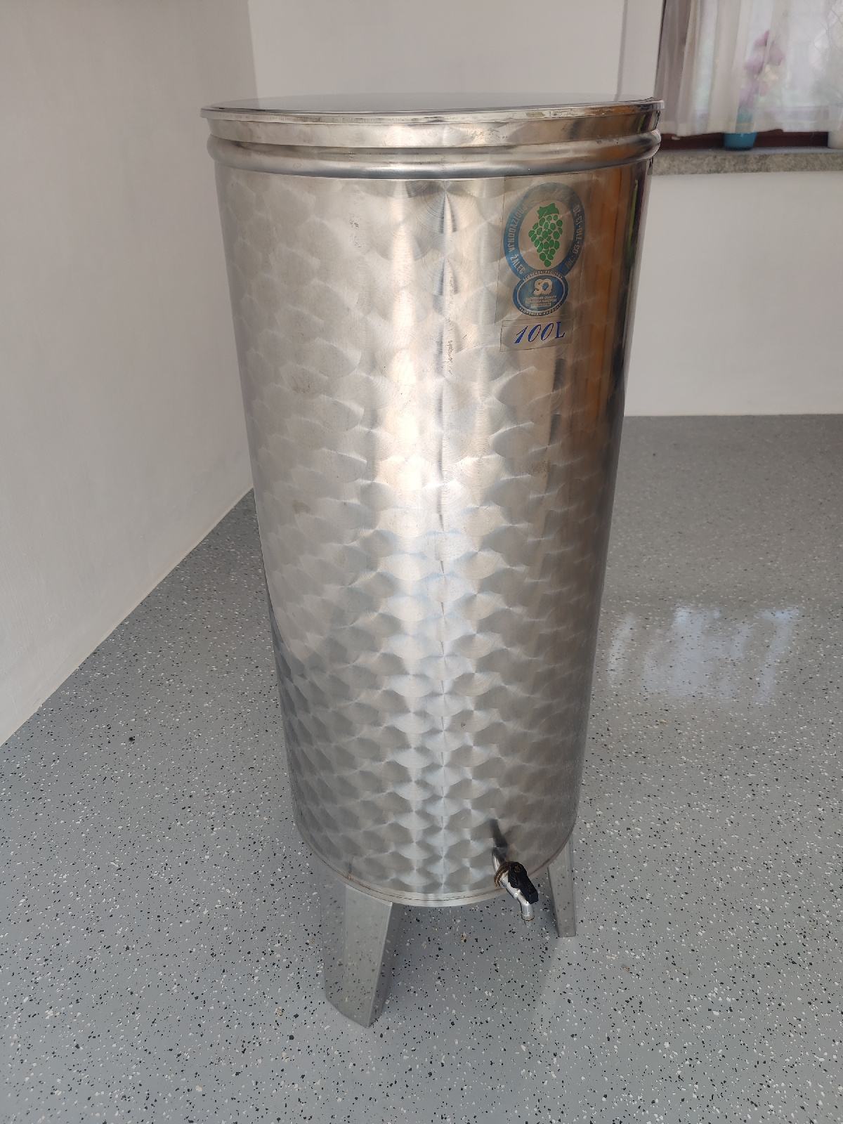Inoks sod 100 L za vino ali sok