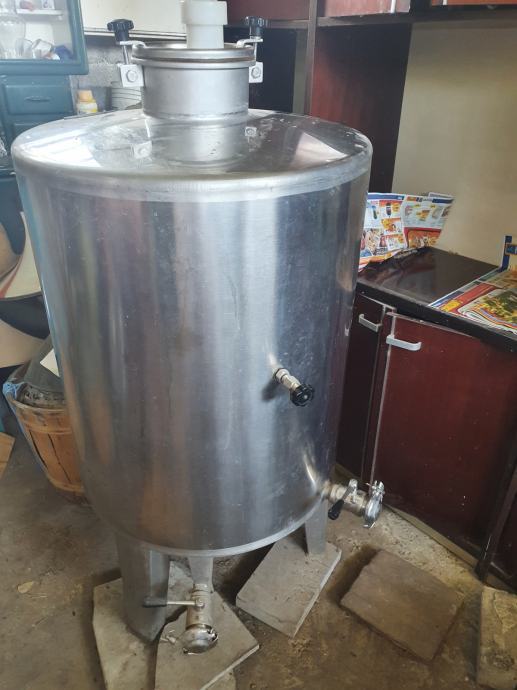 Inox cisterna, 290 litrov