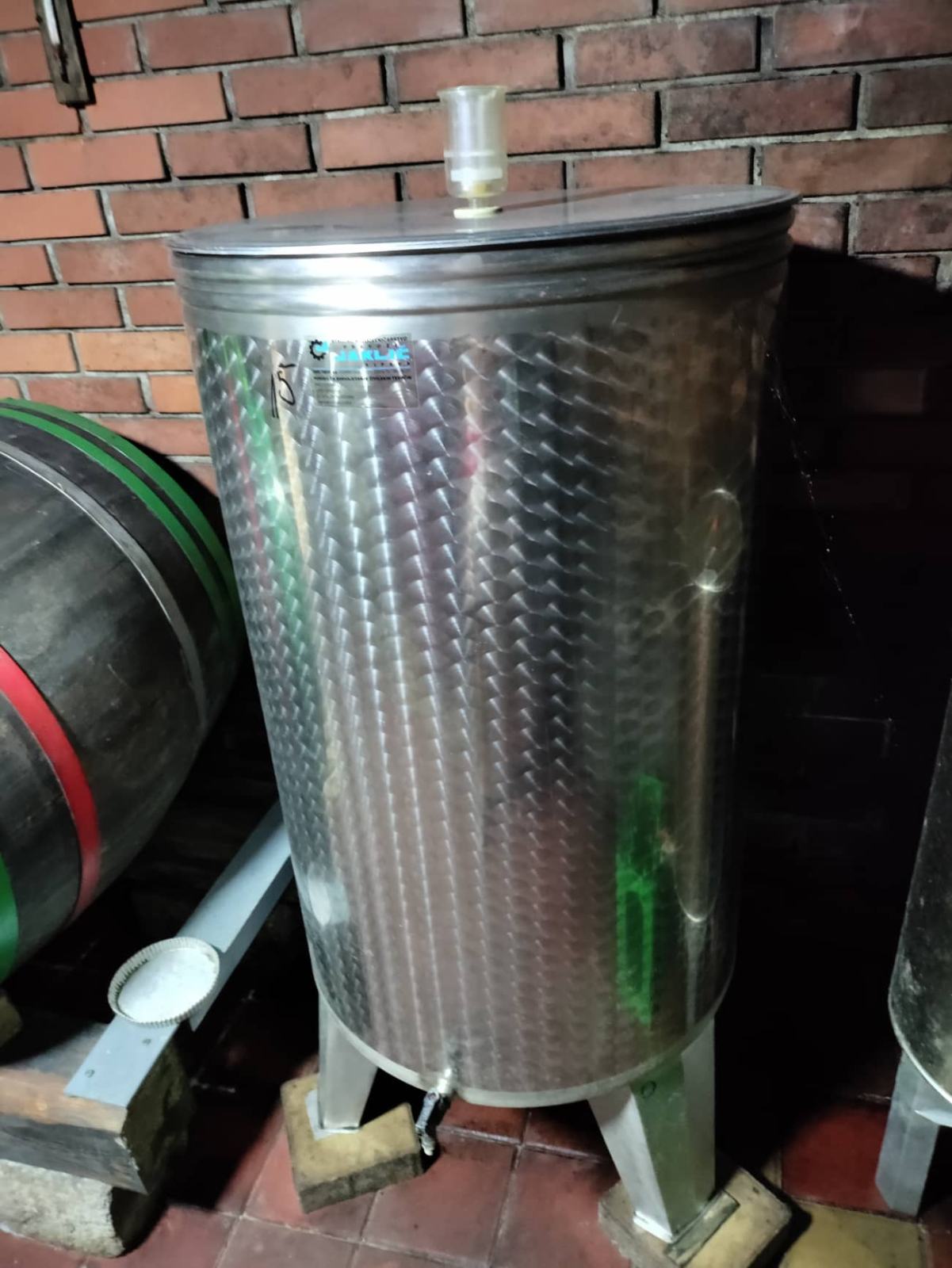 Inox cisterna, sod za vino 300l