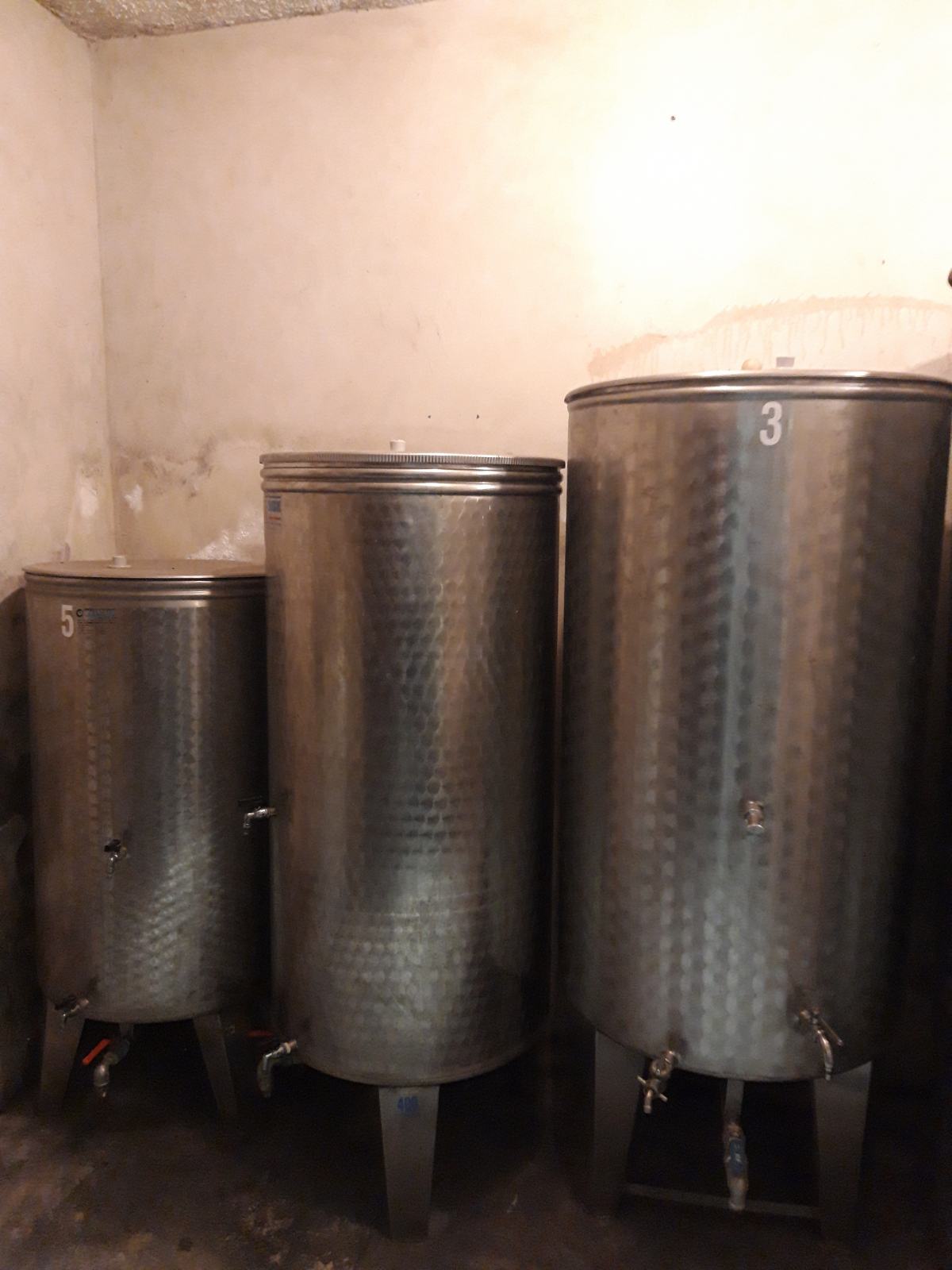 INOX CISTERNE 300 l, 400 l, 500 l, 1500 l