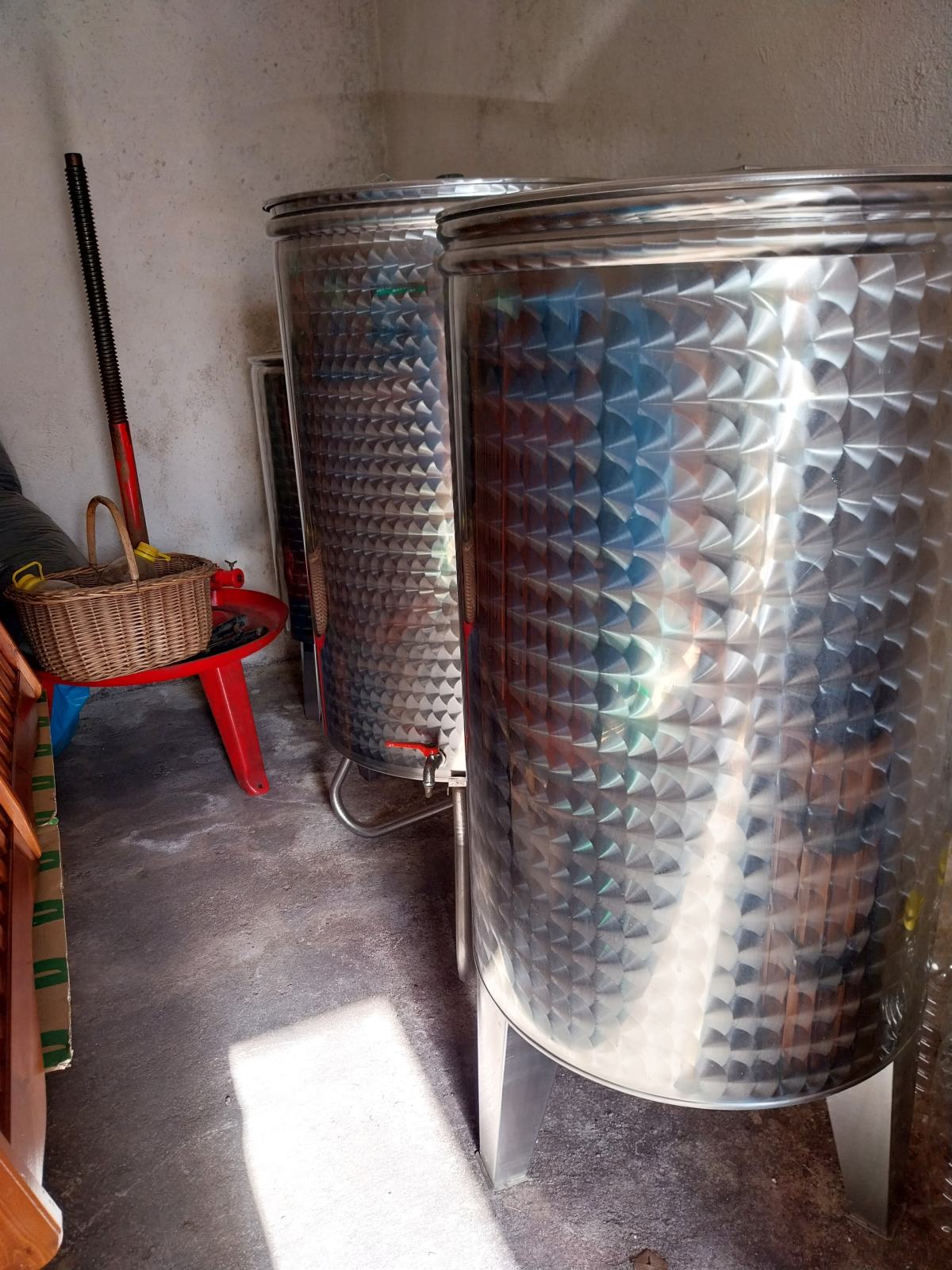 Inox sod za vino/olje/sok/kis - 300L