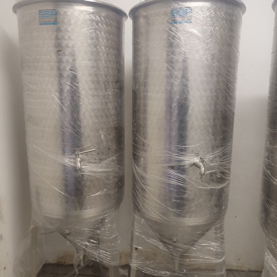 Konični inox sod za pivo, vino, sokove 250l