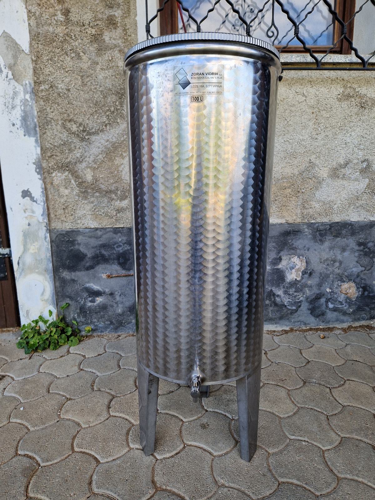 Nerjaveča (inox) cisterna oziroma sod (100 l)