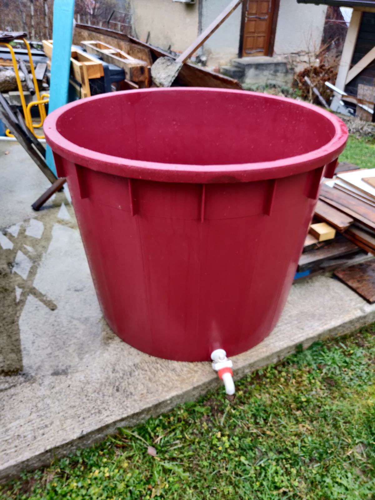 Sod 500 litrov s pipo