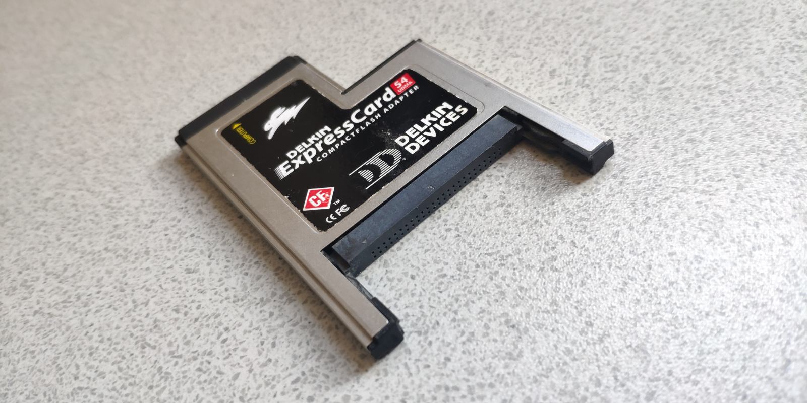 CompactFlash (CF) adapter PCMCIA low-profile