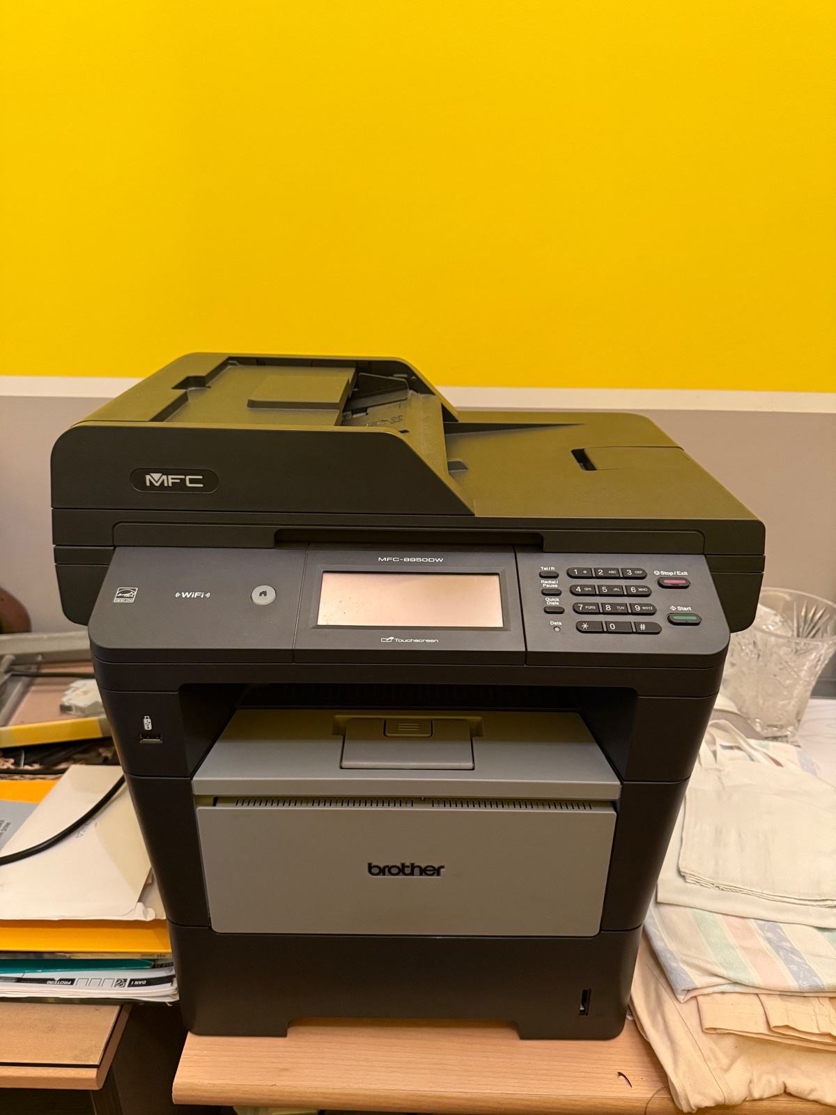 Multifunkcijski laserski tiskalnik Brother MFC-8950DW