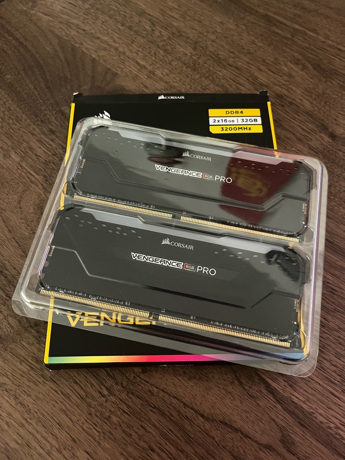 RAM Corsair Vengeance RGB PRO 32GB (2x16) DDR4 3200Mhz