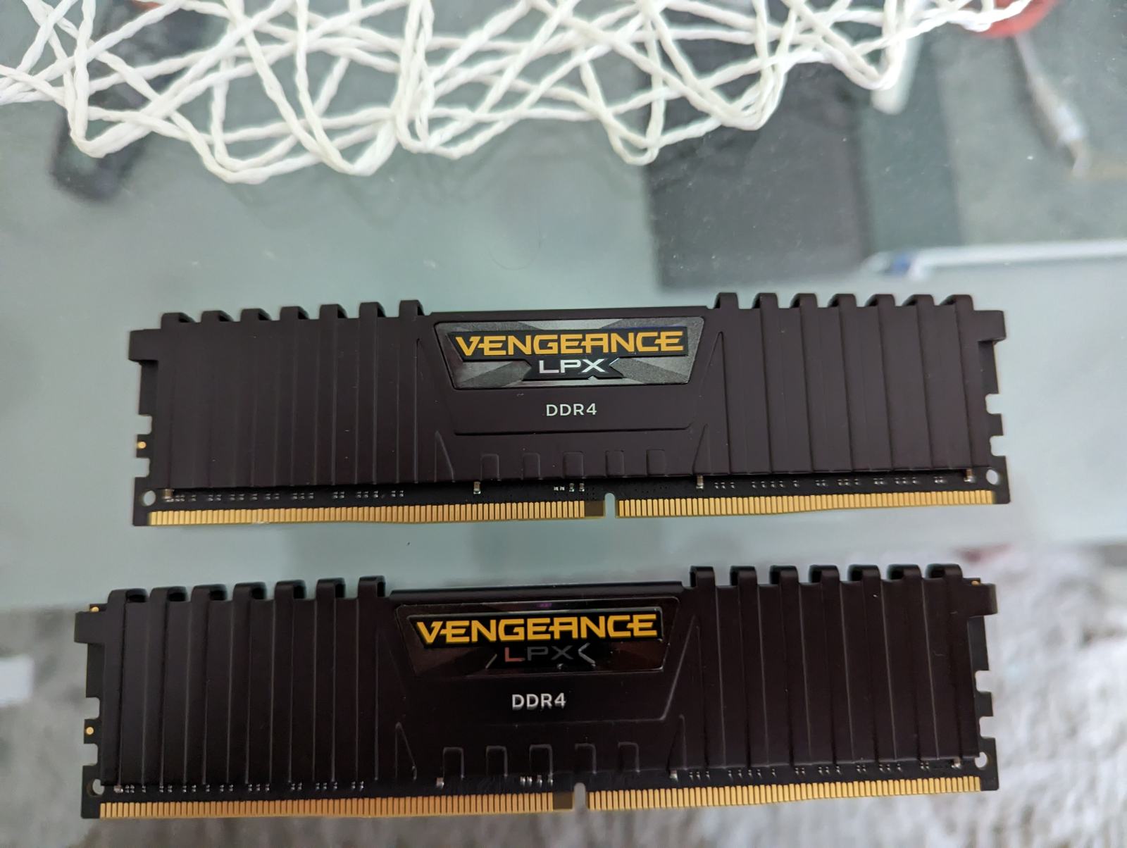 (Samsung B-die) Corsair VENGEANCE® LPX 32GB (2 x 16GB) DDR4 3200MHz