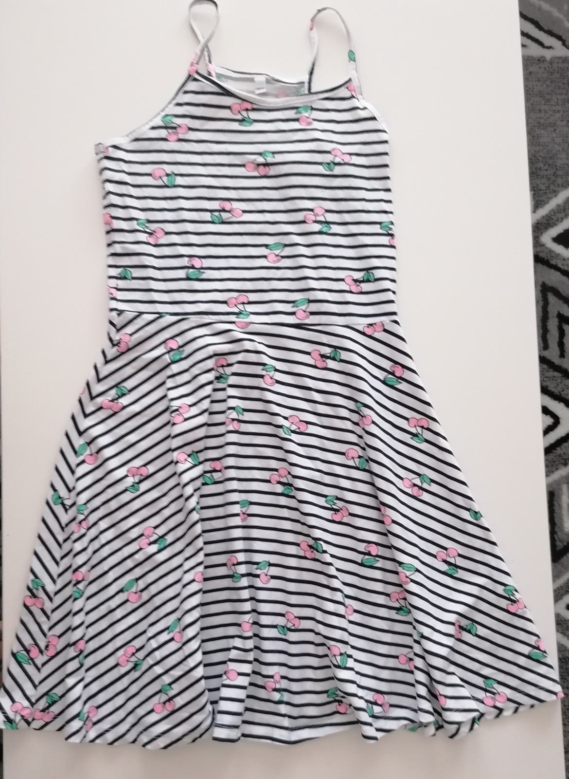 146 dekliška obleka