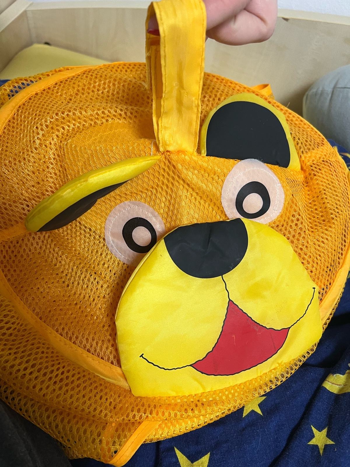 Otroski viseči shranjevalnik