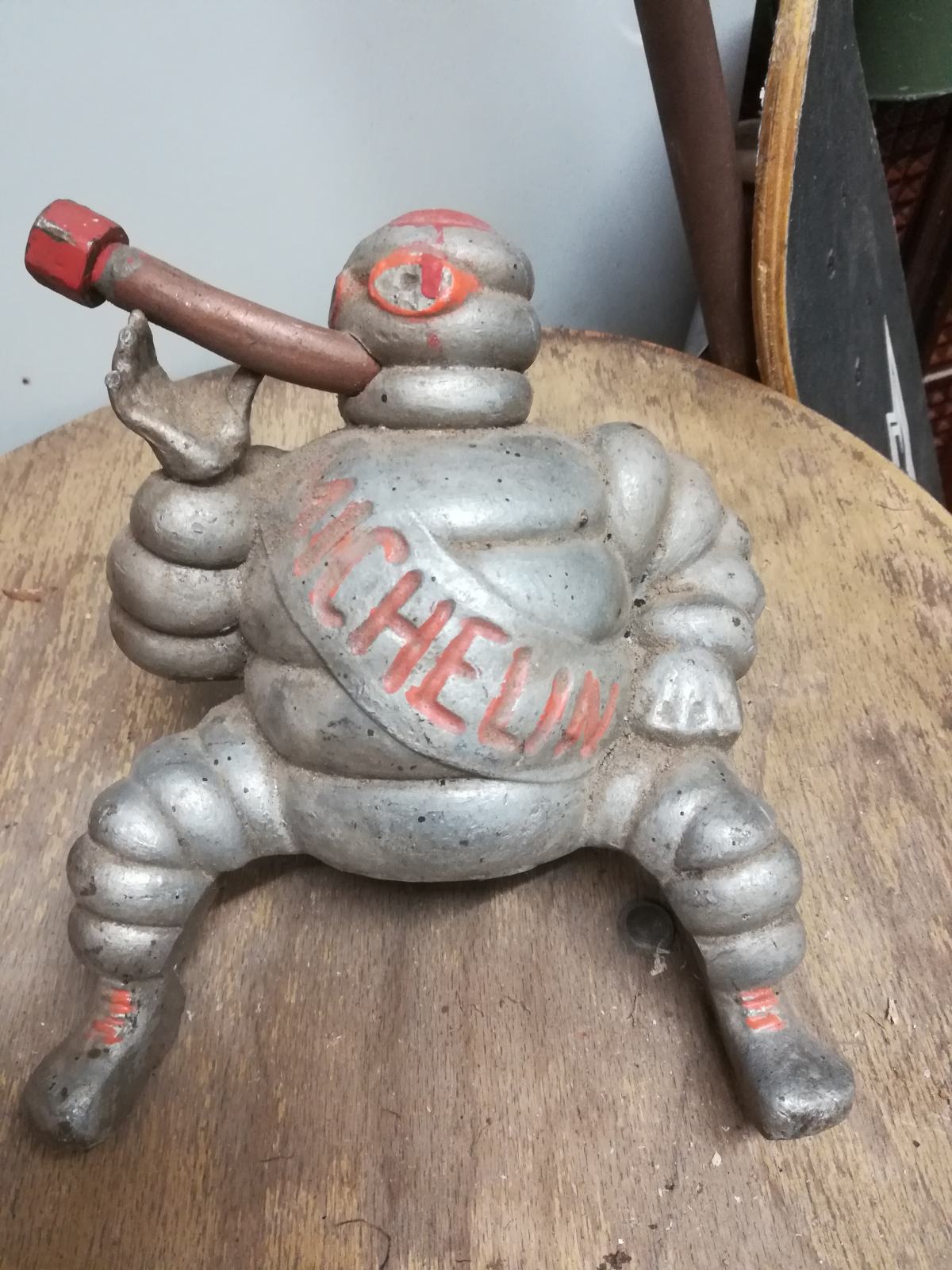 starejša michelin figura kipec