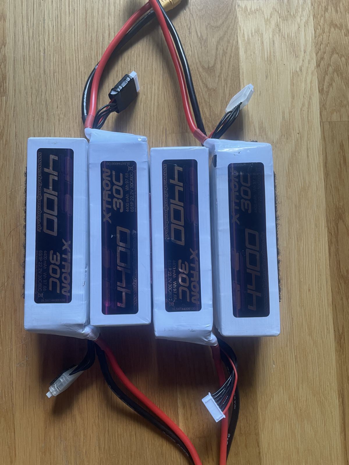 SLS XTRON 30C 4400mAh 6S 22,2V 97,68Wh