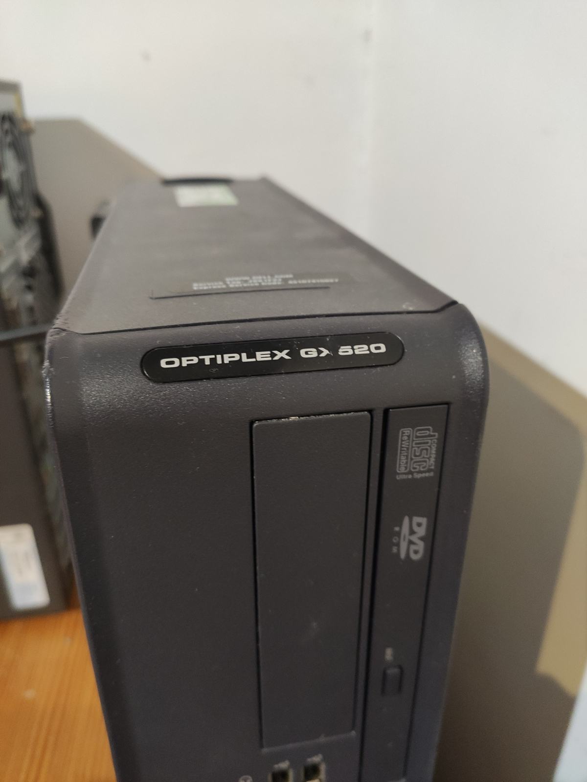 DELL Optiplex GX520 + LENOVO M5498 + LCD monitor