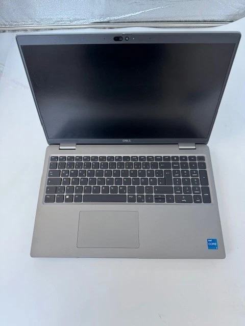 Dell Latitude 5540 15,6 11.Gen i5-1335U 16gb 256gb NVME FHD Kamera
