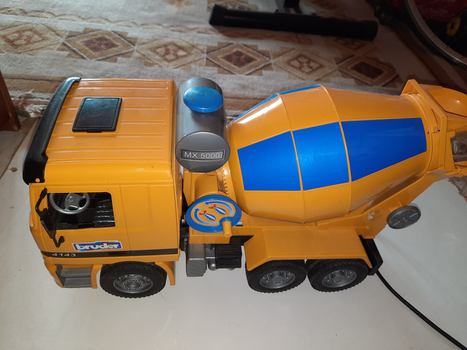 Prodam Bruder hrusko