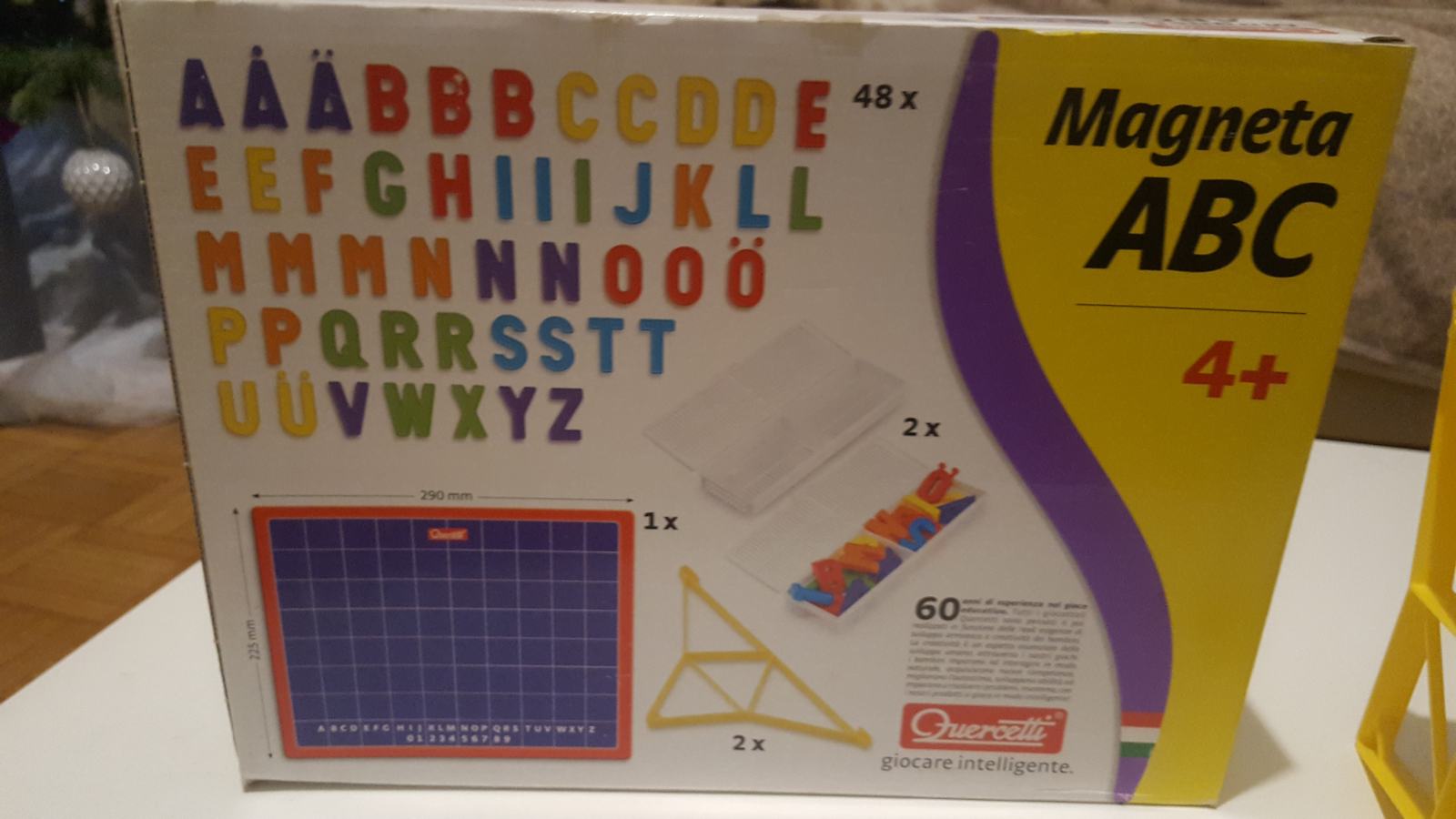 Abeceda magnetne črke