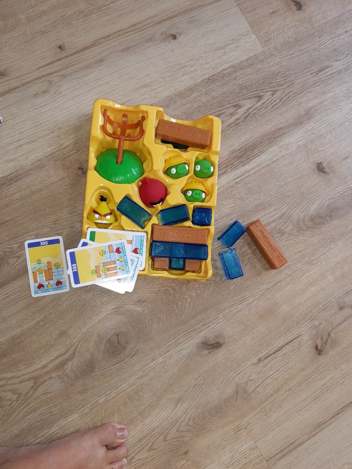 angry birds družabna igra