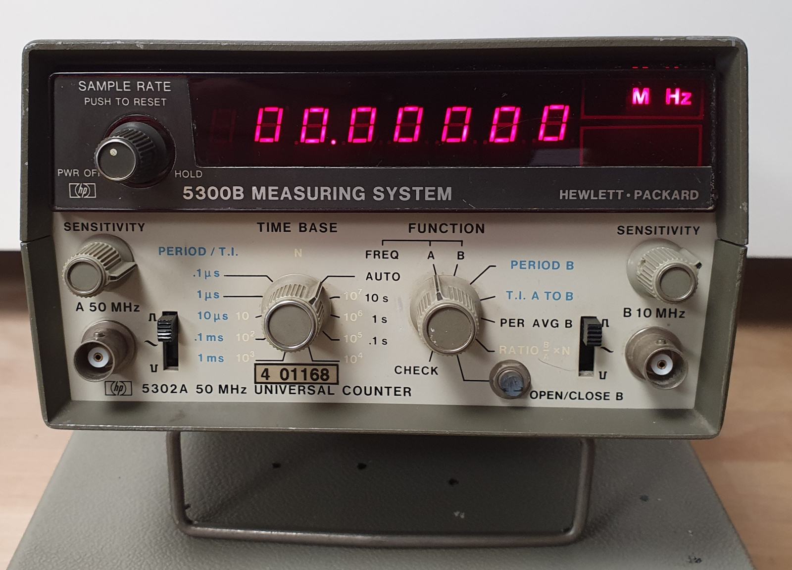 HP 5302A 50 MHz Universal Counter