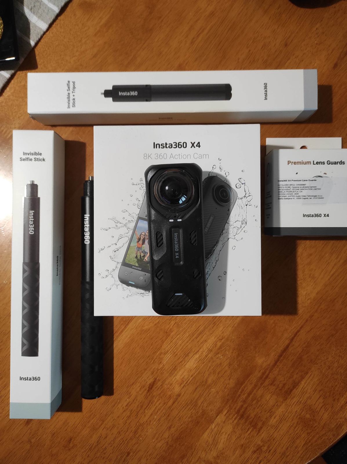 Insta 360 X4