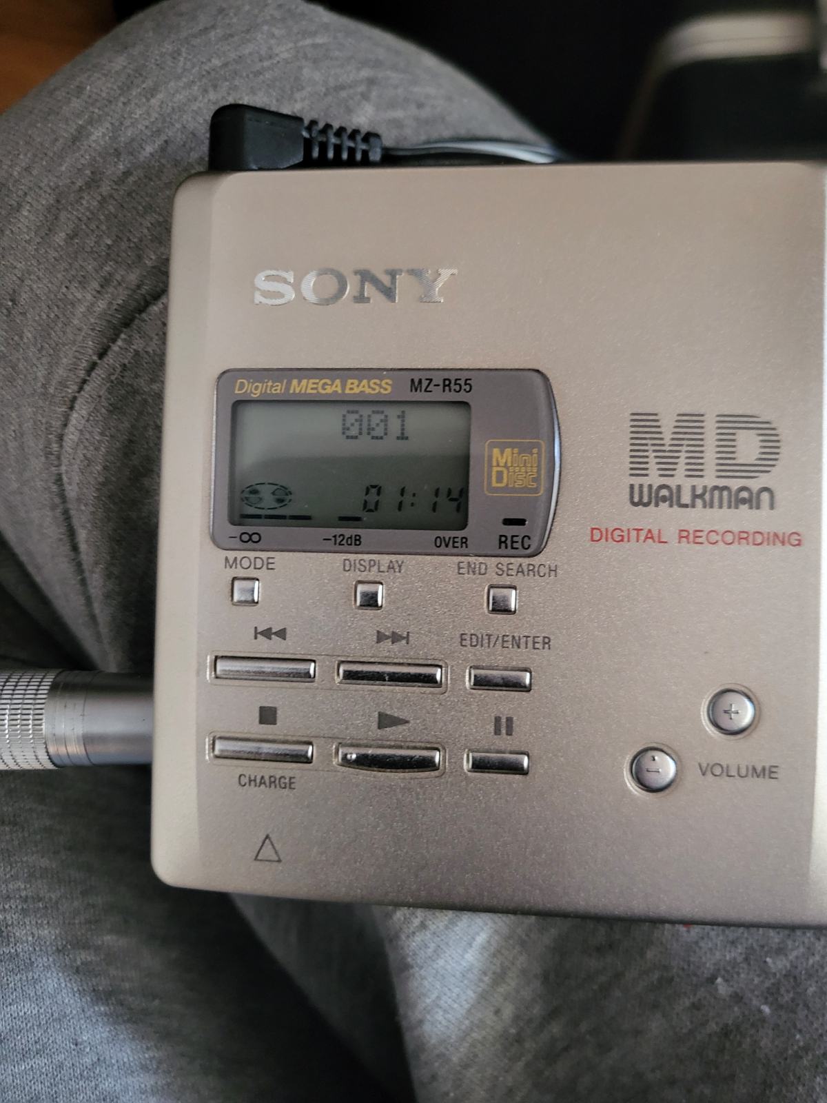 SONY MD Walkman - MZ R55 - Digital mega bass