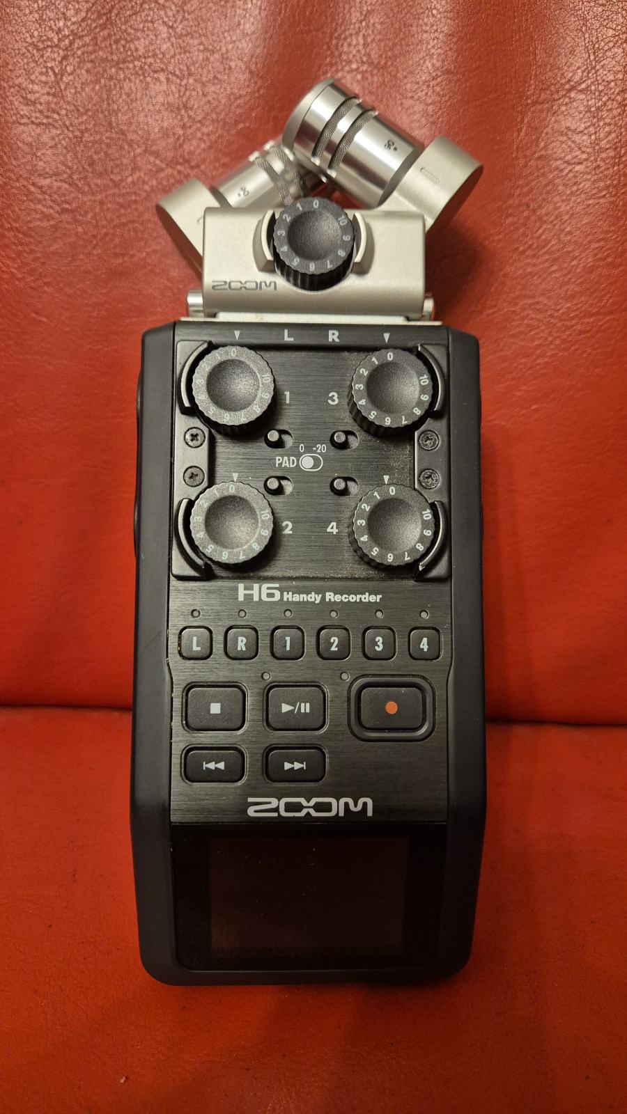 ZOOM H6 audio snemalnik
