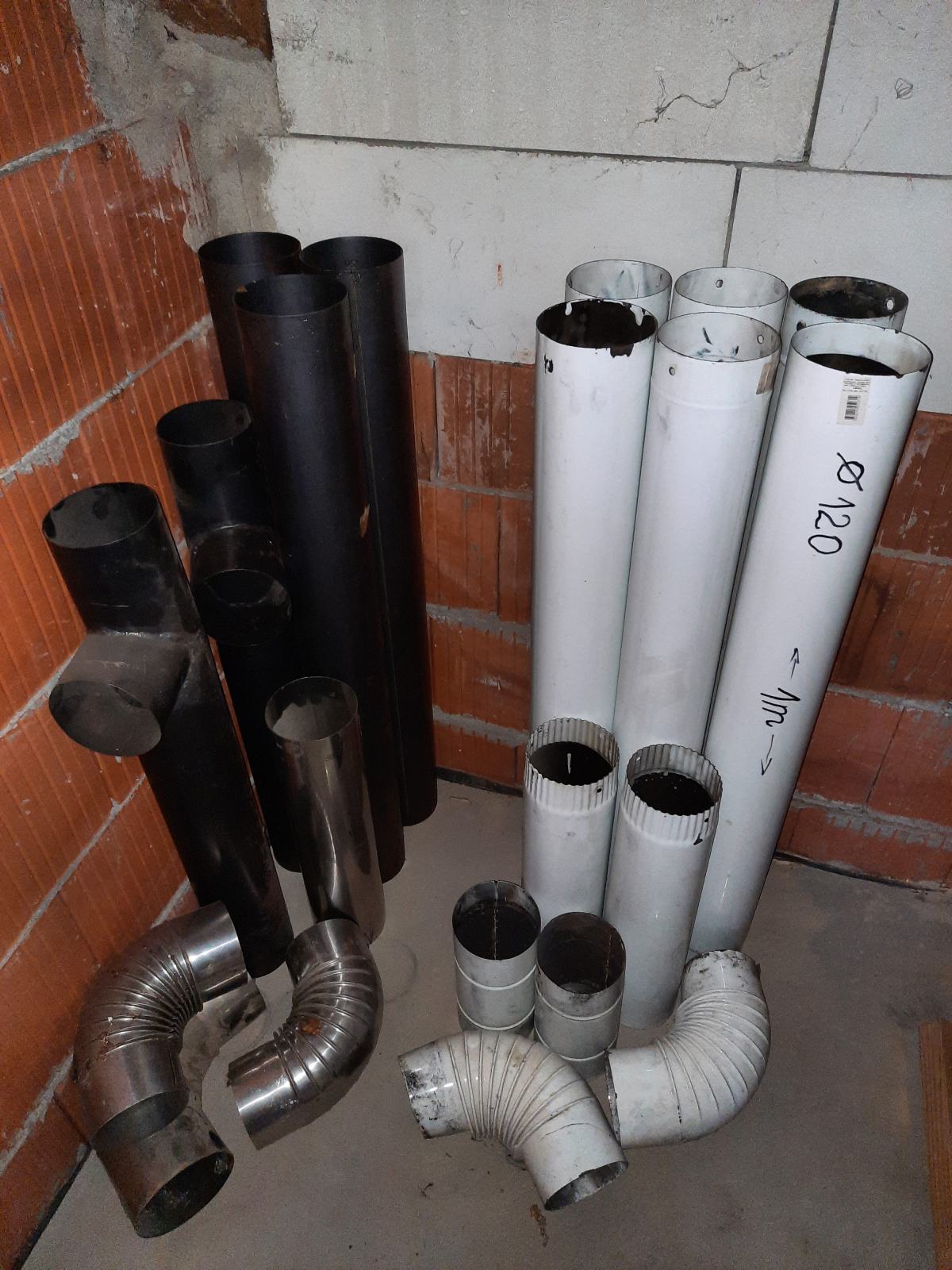 CEVI ZA DIMNIK EMAILIRANE IN KOVINSKE FI 120 MM