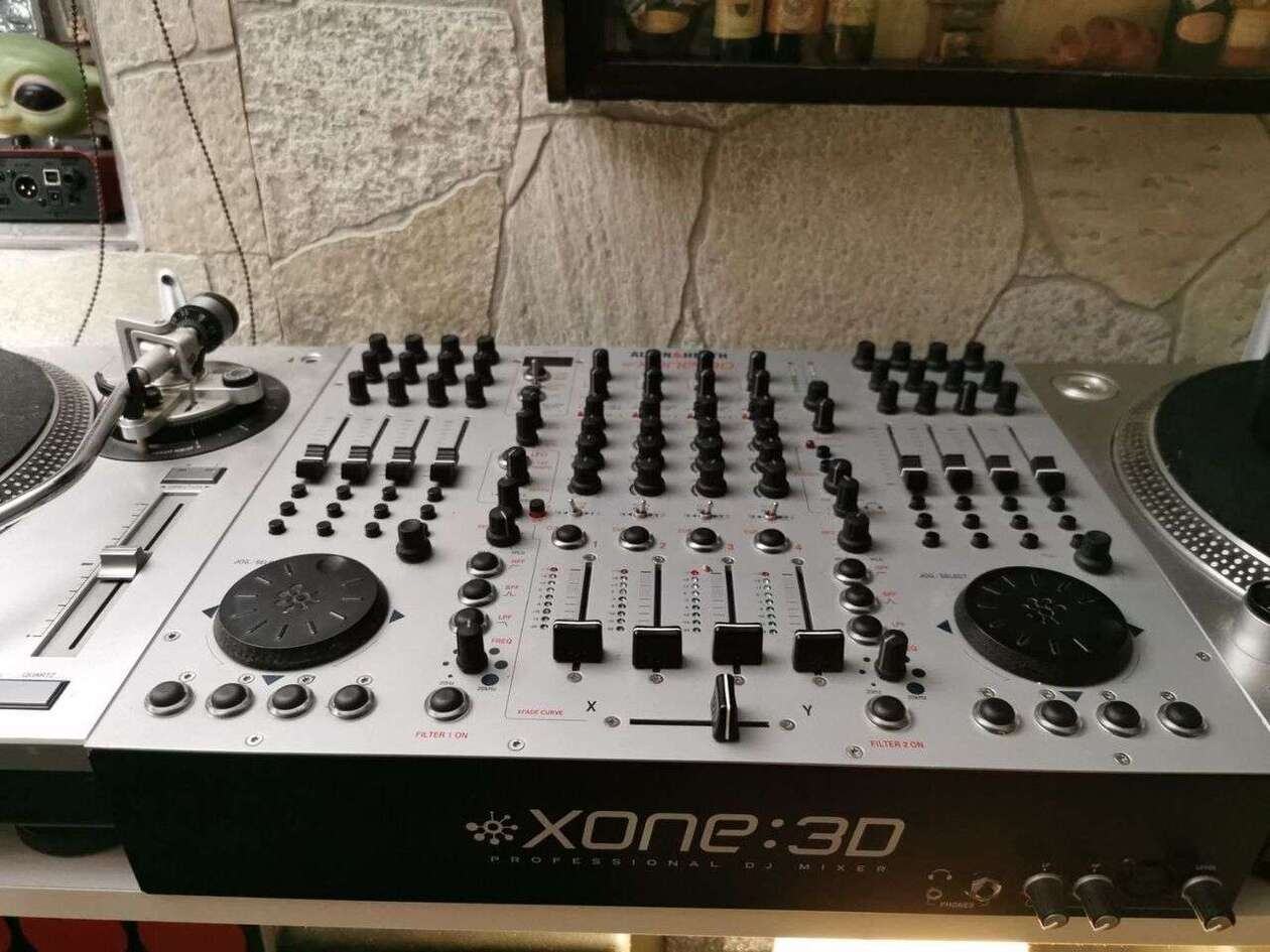 Allen & Heath Xone:3D