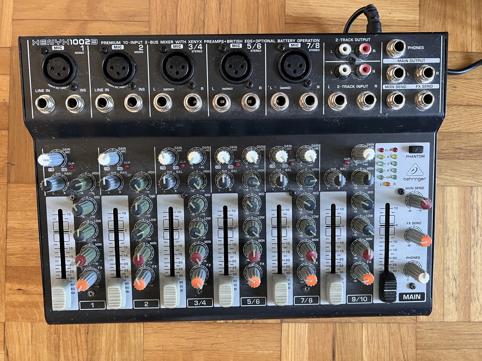 Behringer XENYX 1002B