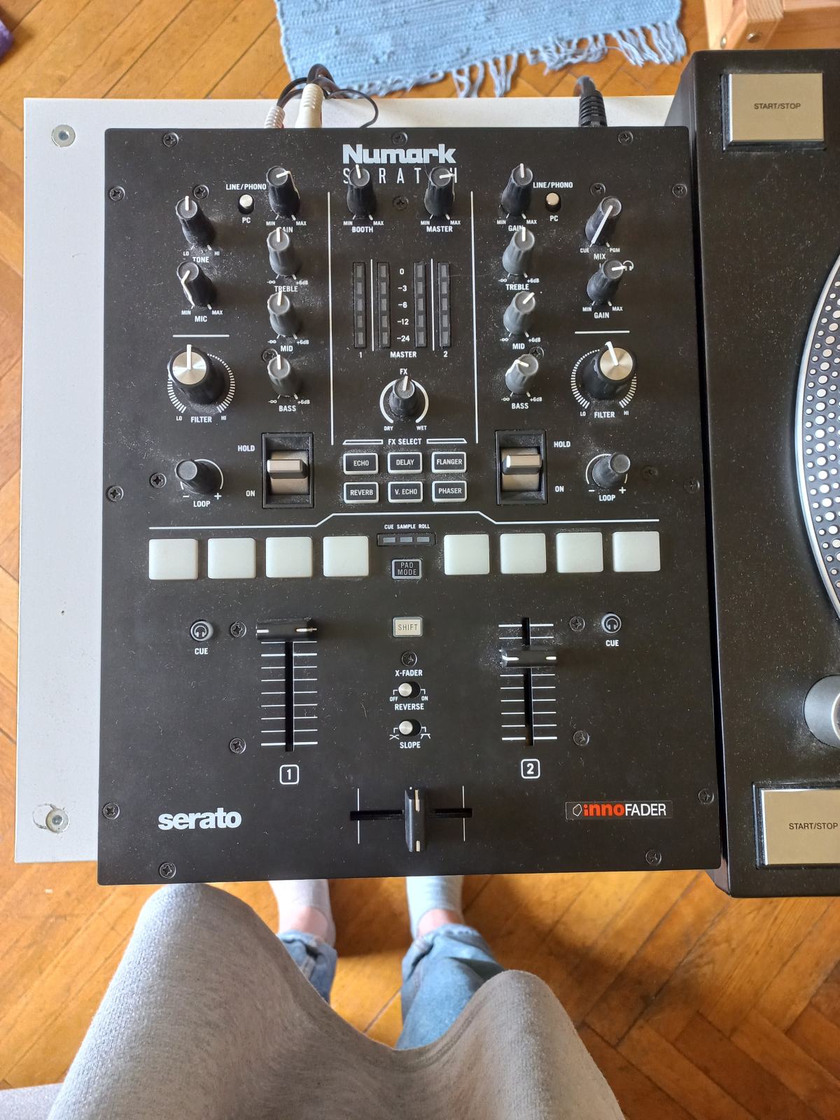 DJ mixer Numark Scratch