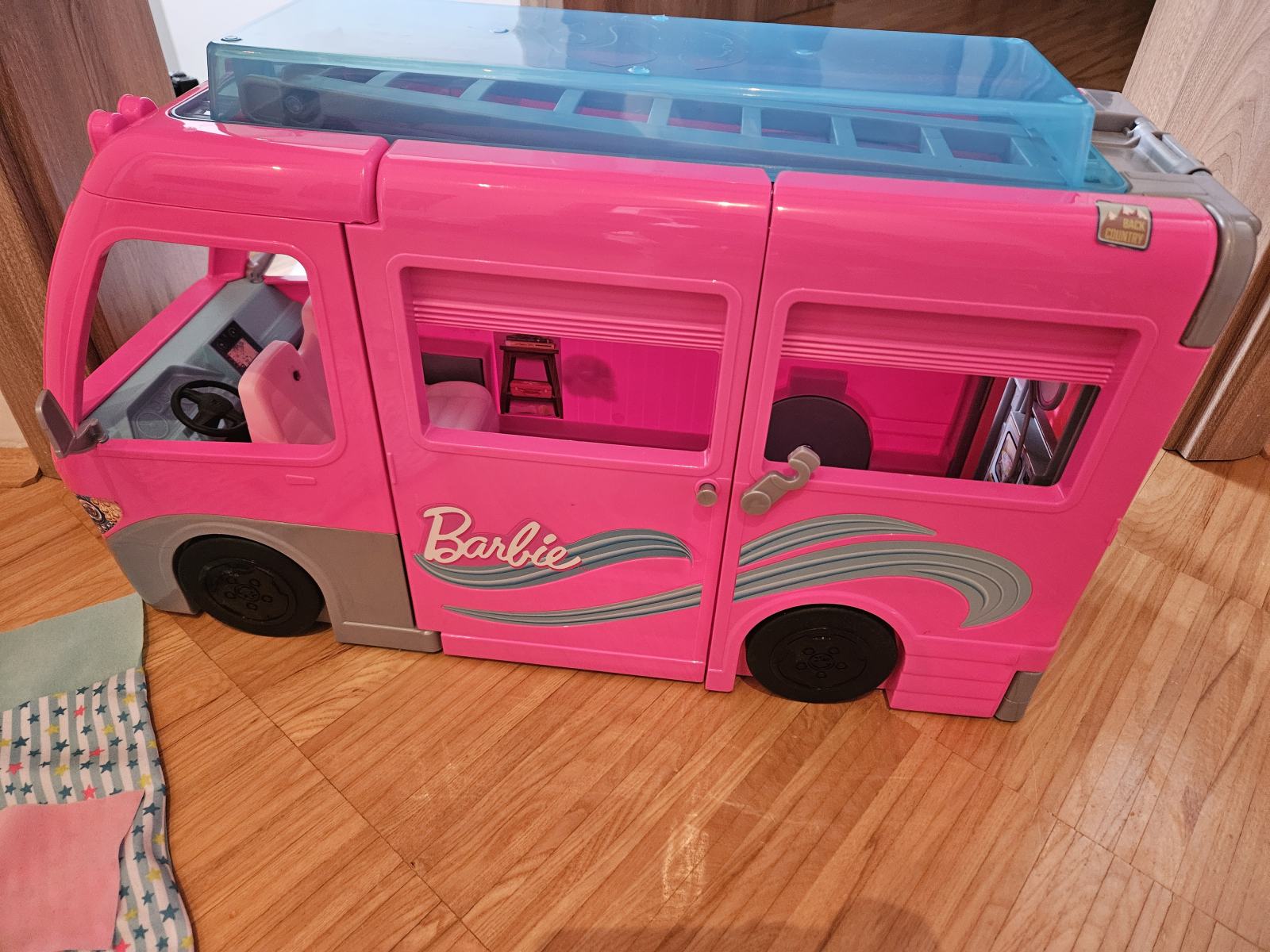 Barbie avtodom camper
