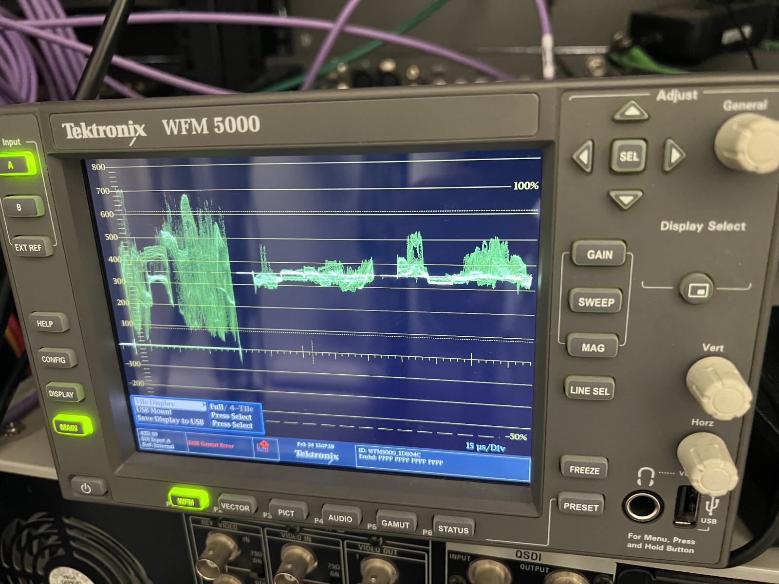 TEKTRONIX WFM 5000