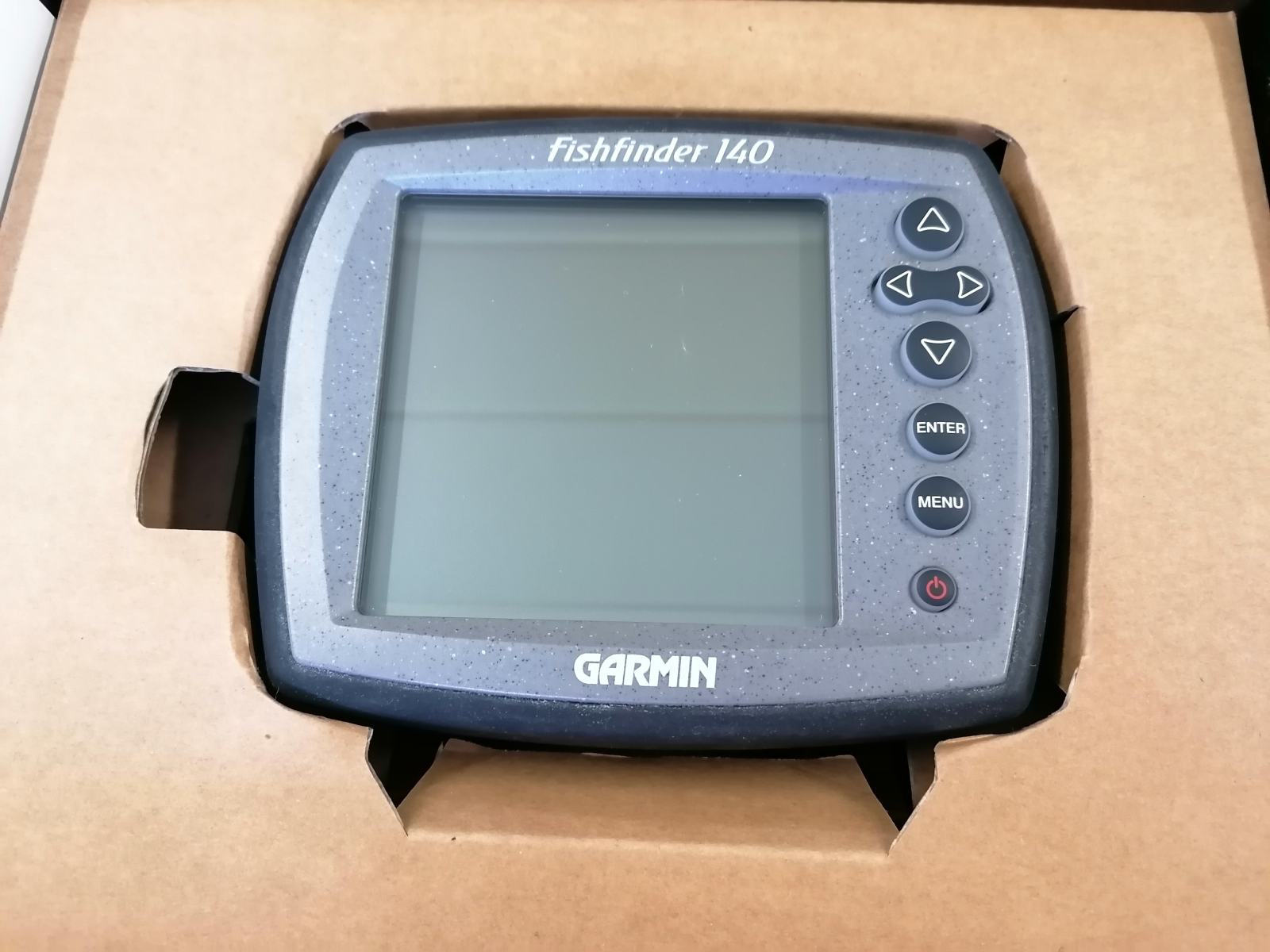 GARMIN fishfinder 140