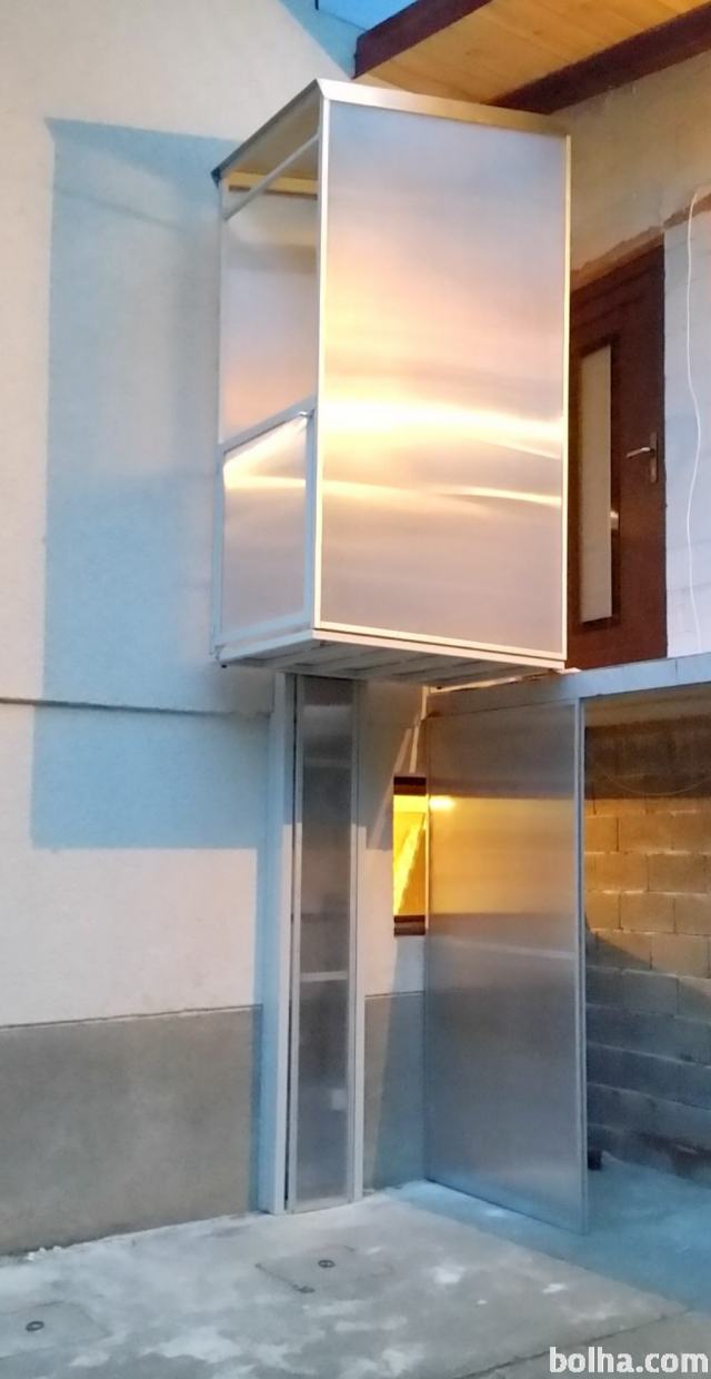 Dvigalo za Invalide, invalidski voziček, hišno dvigalo