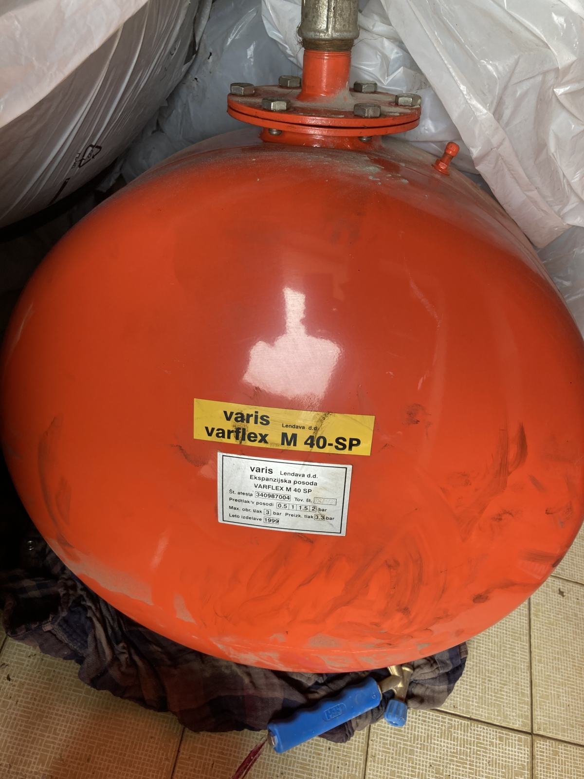 ekspanzijska (raztezna) posoda 40l