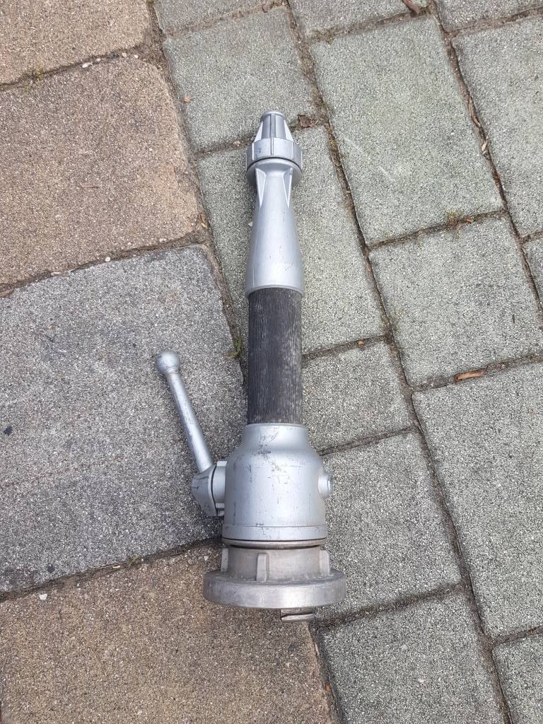 gasilski ročnik B na zasun