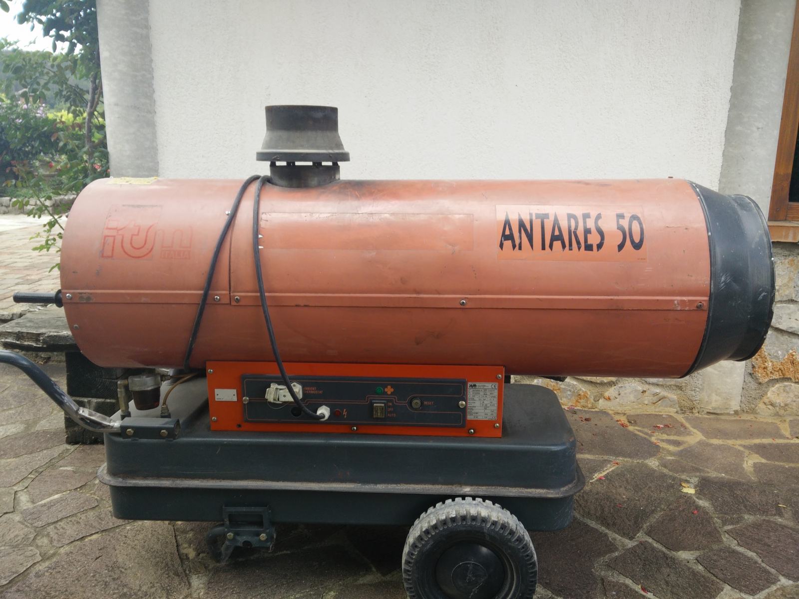 Grelec zraka na kurilno olje / oljni top ITM Antares 50