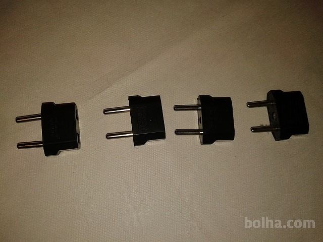 POTOVALNI ADAPTER 41 - 13619 2,5/250V 10A