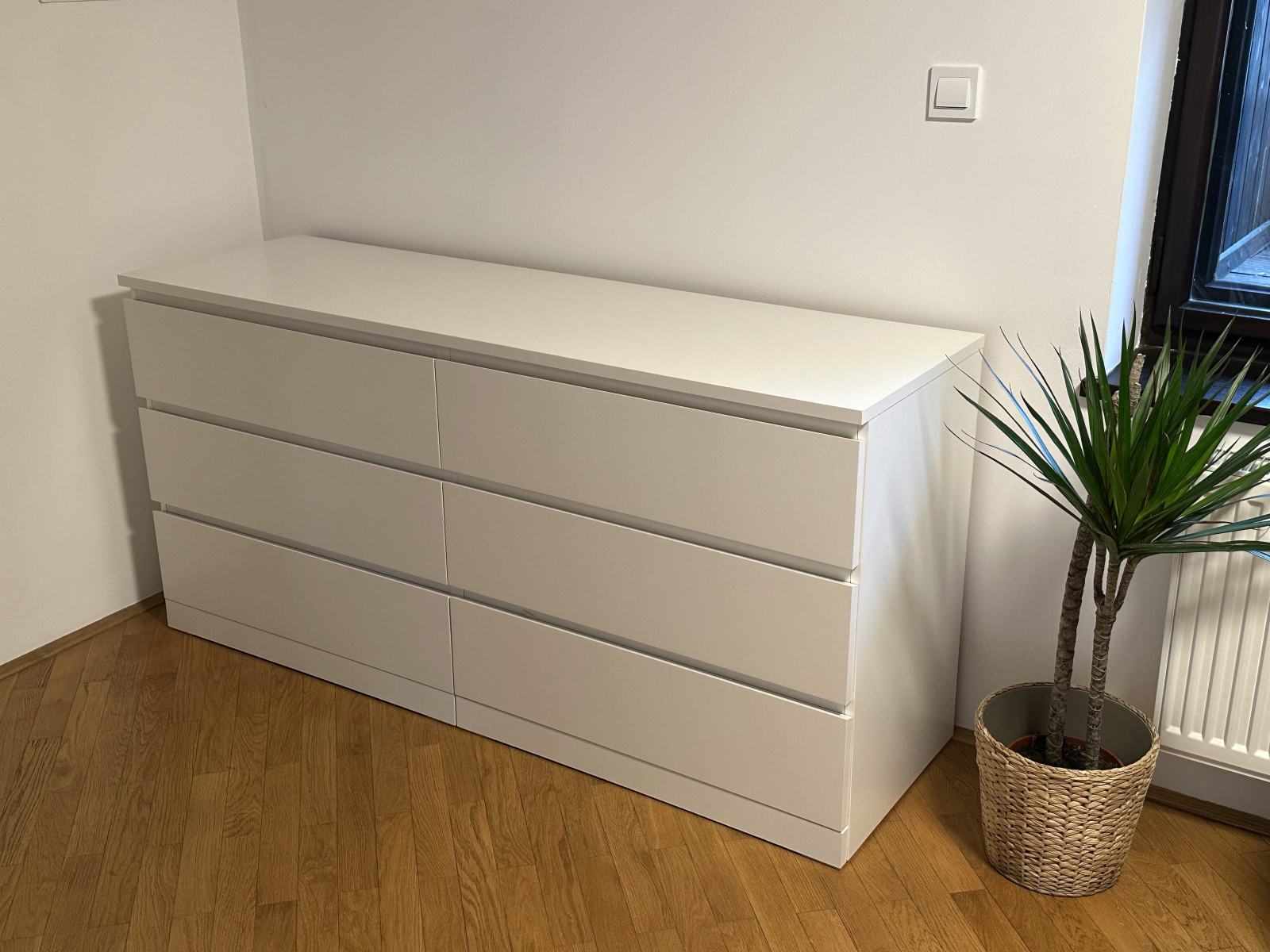 Predalnik IKEA MALM s 6 predali