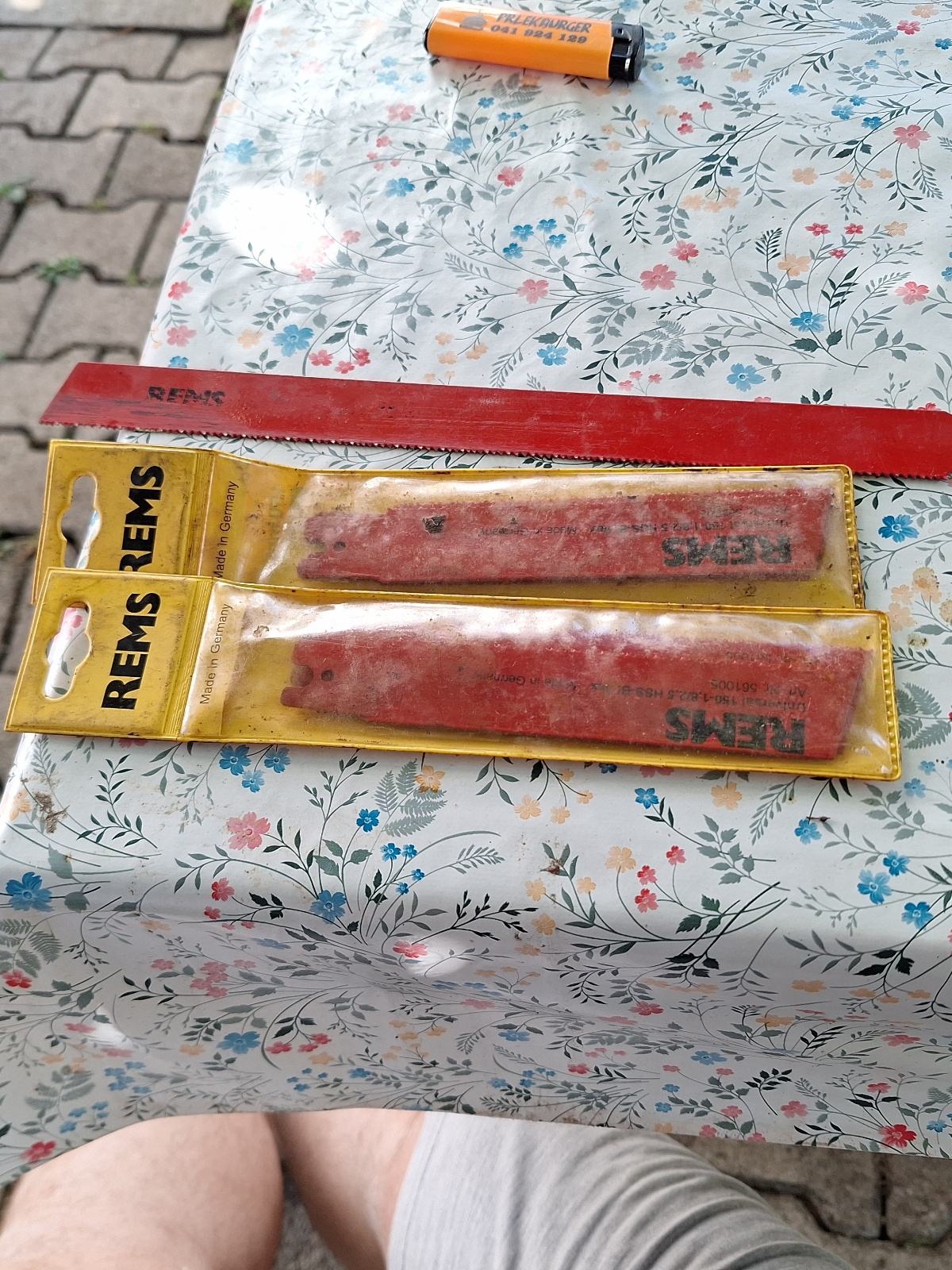 rems žegin list za lisičji rep