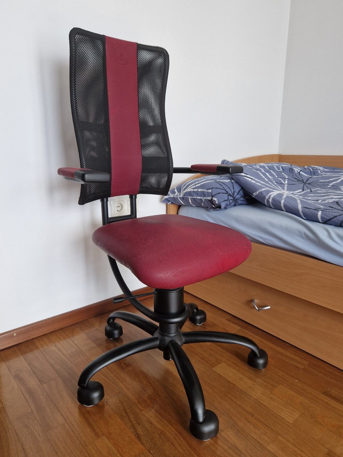 Stol Spinalis Hacker, 2x