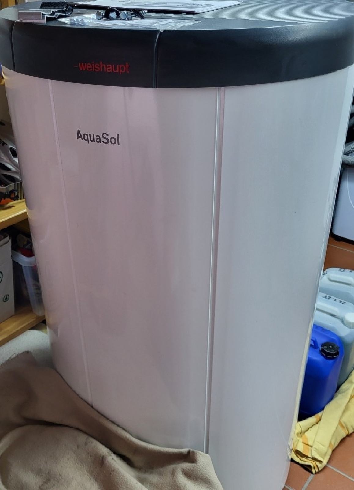 Weishaupt solarni akumulacijski zalogovnikAquaSol WASol 310