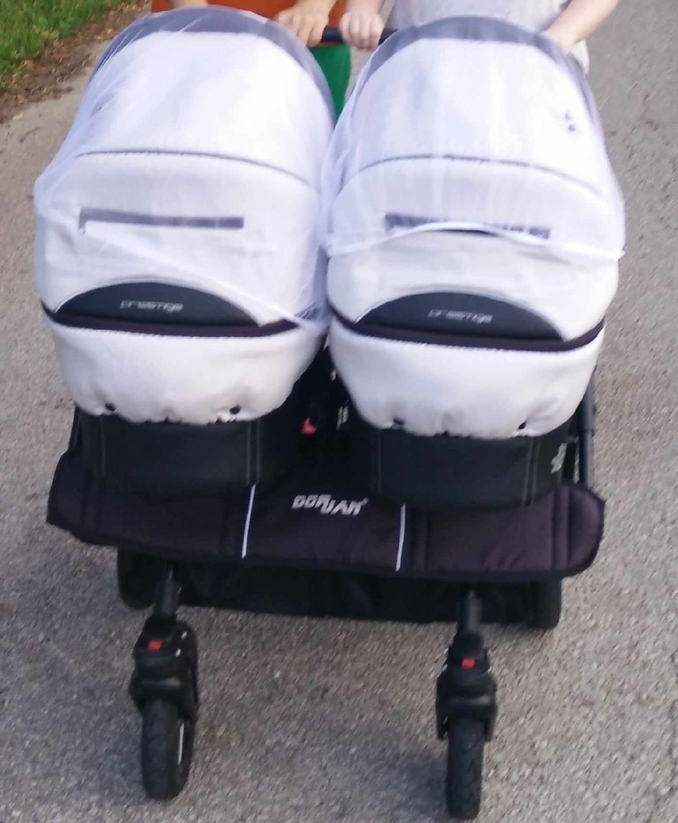 voziček za dvojčke