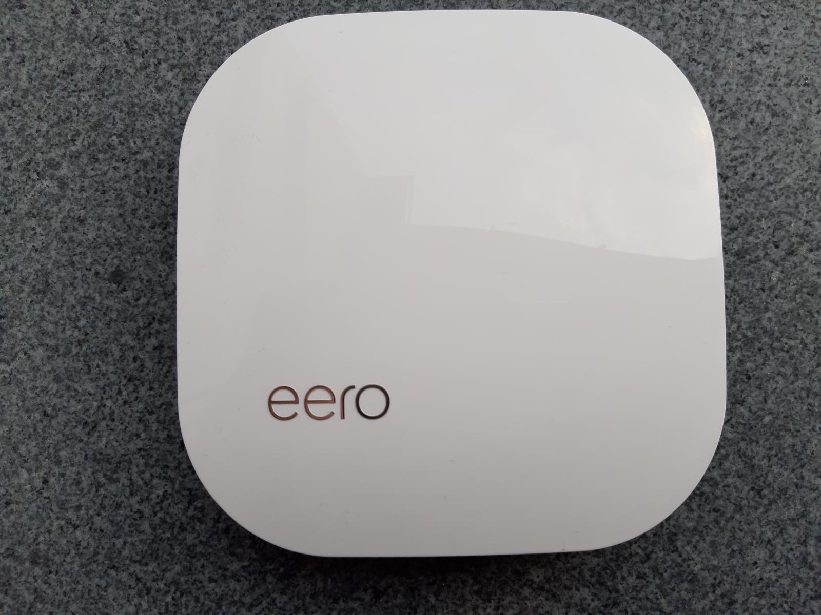 Eero Pro B010001 2 generacija