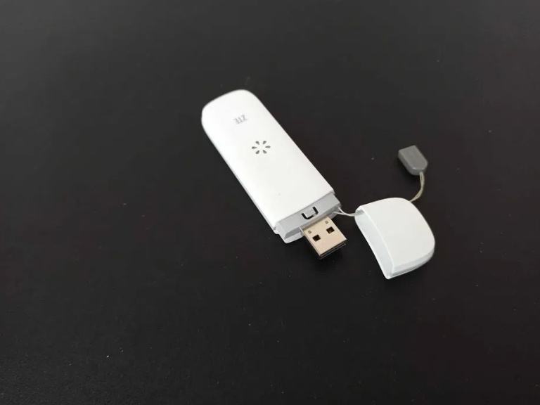 MODEM ZA INTERNET PREKO SIM KARTICE - 4G/LTE