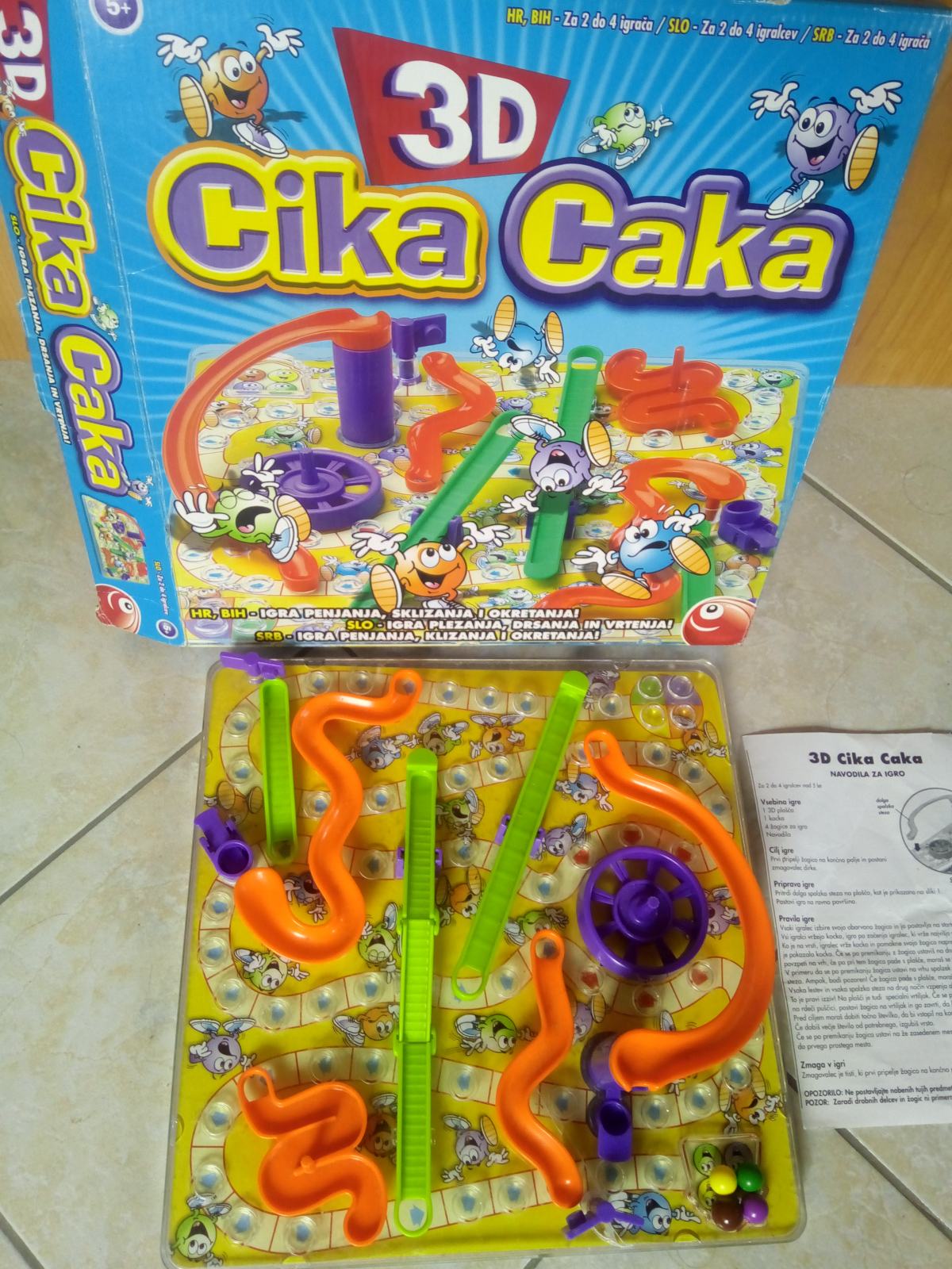 Družabna igra CIKA CAKA