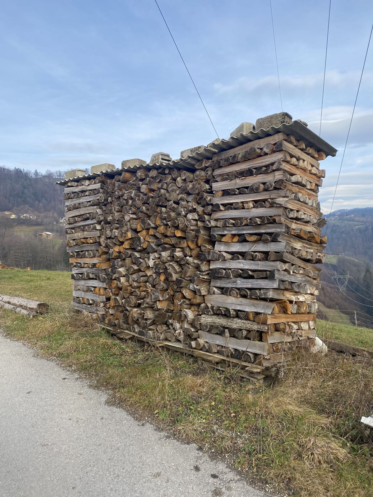 Trnovče 6 1225 Lukovica